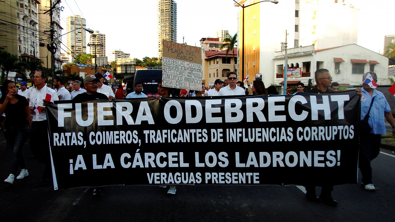Un Juez Ordena Detener Al Expresidente Peruano Alejandro Toledo Por El