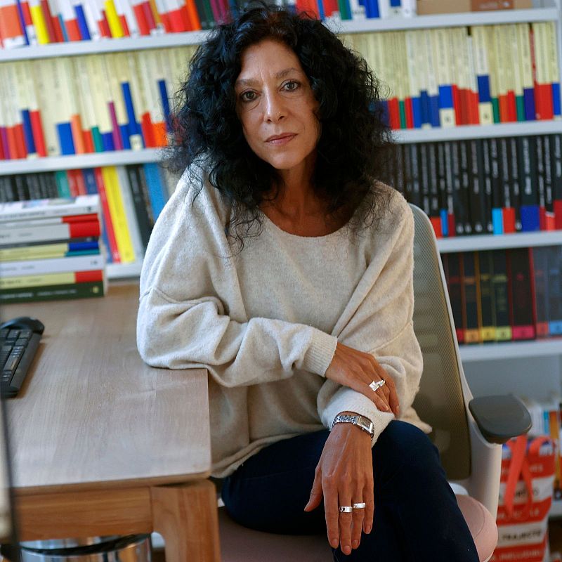 Leila Guerriero retrata la vida de la activista Silvia Labayru