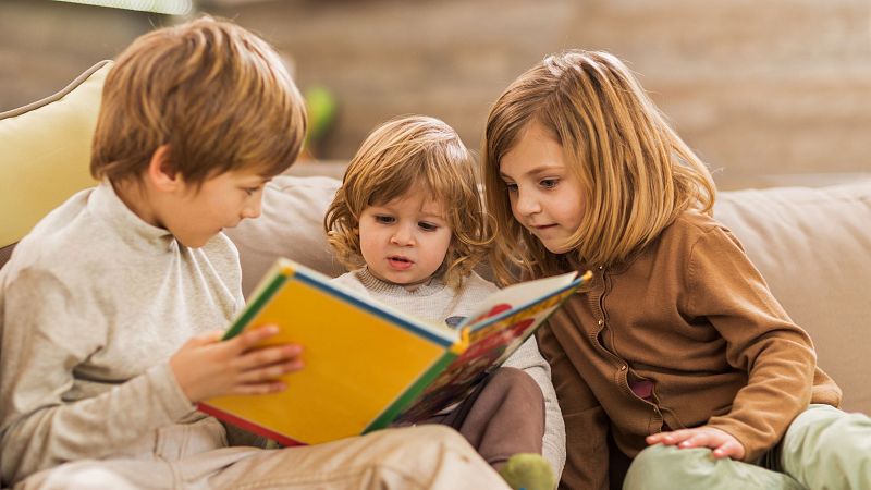 Contando cuentos en R5 - Programa infantil en RTVE Play