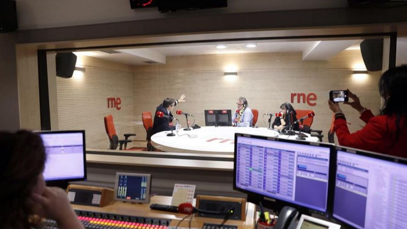 RNE celebra con los oyentes el Día Mundial de la Radio