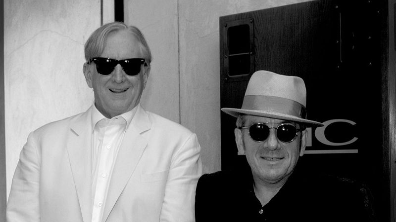 40 años después, Elvis Costello y T-Bone Burnett resucitan a los Coward ...