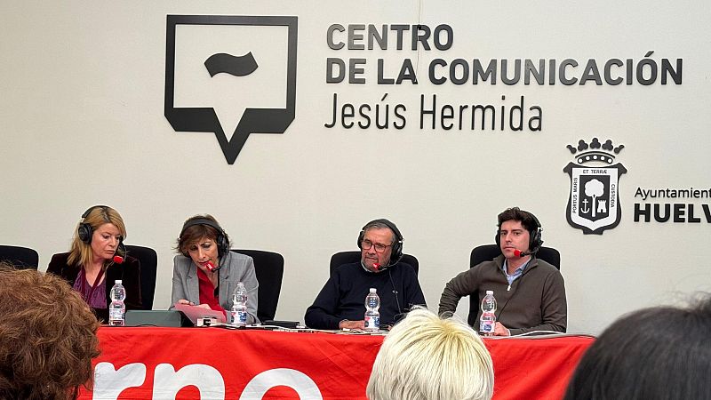 1ª hora: Programa especial desde el Centro de la Comunicación Jesús Hermida