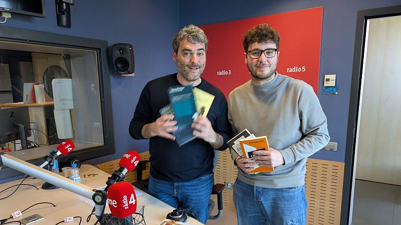 Espai Literatura: Atrapar als lectors en la primera pàgina