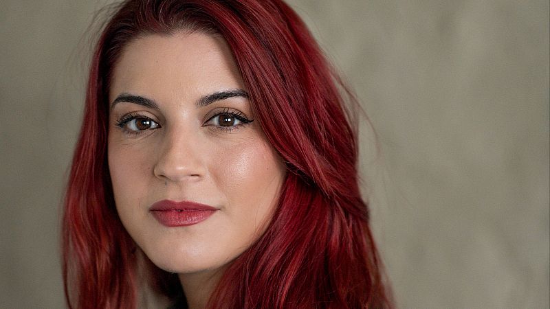 Sandra Miret presenta "Damas, Villanas y Lolitas"