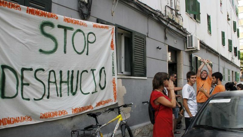 L'ENTRELLAT - Només 1 de cada 4 desnonaments s’aturen a Catalunya ...