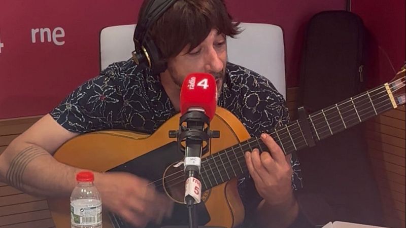 El matí de Ràdio 4 - El rumbero David Canal reversiona 'Clandestino' de ...