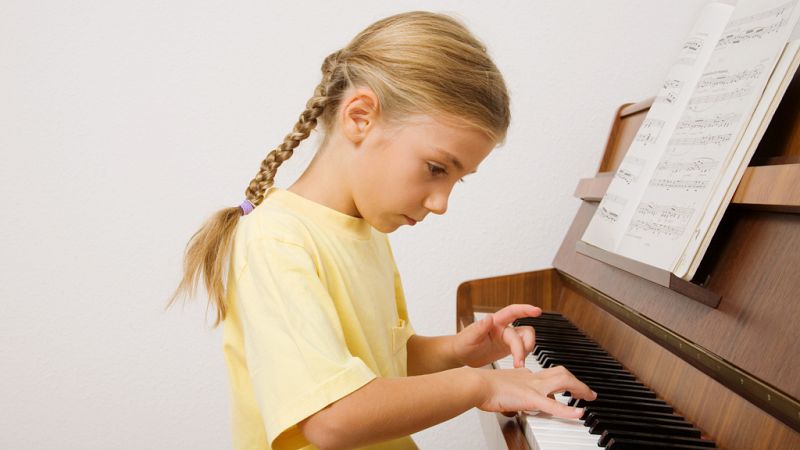 El canto del grillo - En voz alta - Niños prodigio