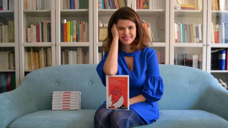 Lola Pons: amor por las palabras