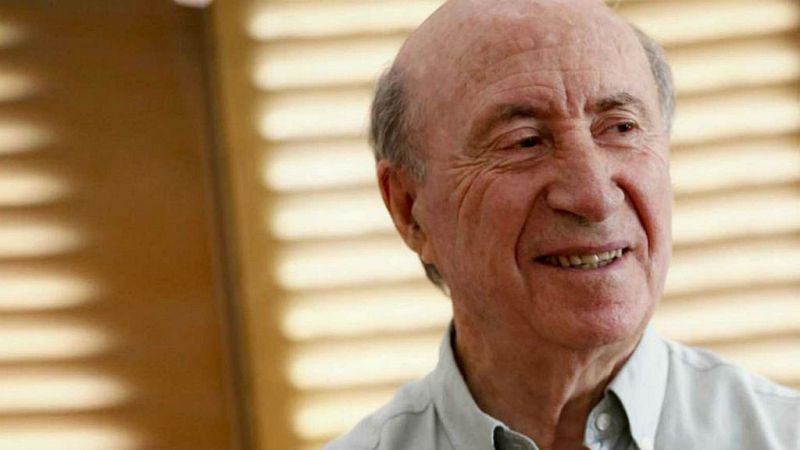 Peridis: "Cuanto más viejas son las piedras, más cascan"