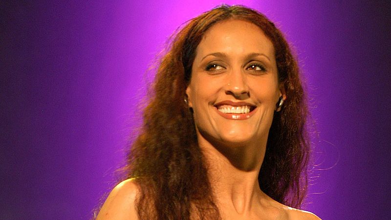 Idioma Musical - Rosa Cedrón, la voz que cautivó al músico británico ...