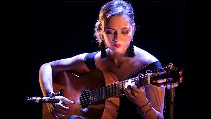 Sevilla - Mercedes Luján, guitarrista flamenca