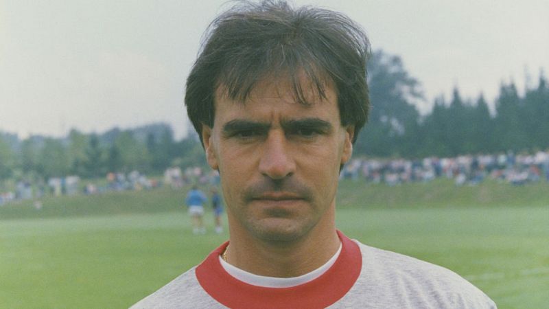 Muere Txetxu Rojo, el segundo con más partidos en el Athletic