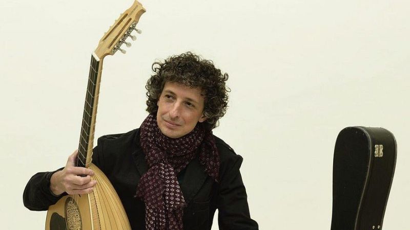 Tradicionàrius - Eduard Iniesta celebra 25 anys d'escenari al Palau