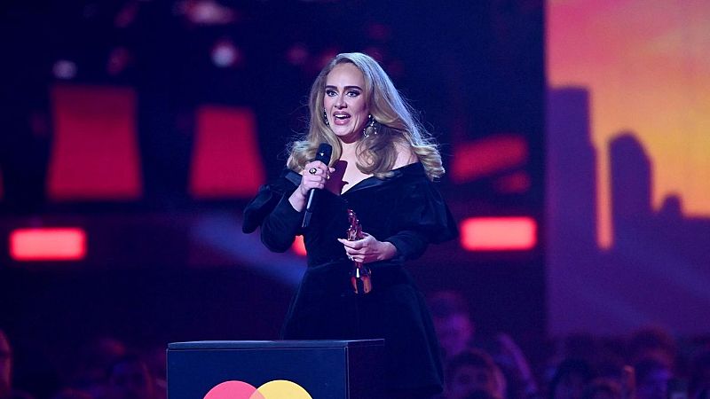 Adele arrasa en los BRIT AWARDS con el mejor álbum del año