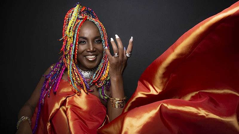 Entrevista: La música de Lucrecia - RTVE.es