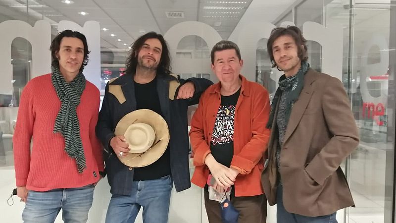 Entre dos luces - Santero y los Muchachos, Taberna Royal - 12/04/22