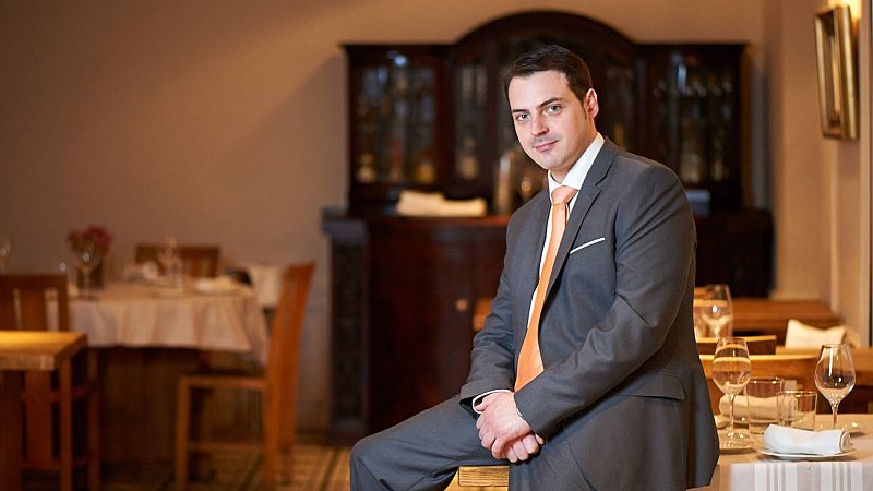 "Conozco gente que se separó por la profesión de hostelería"