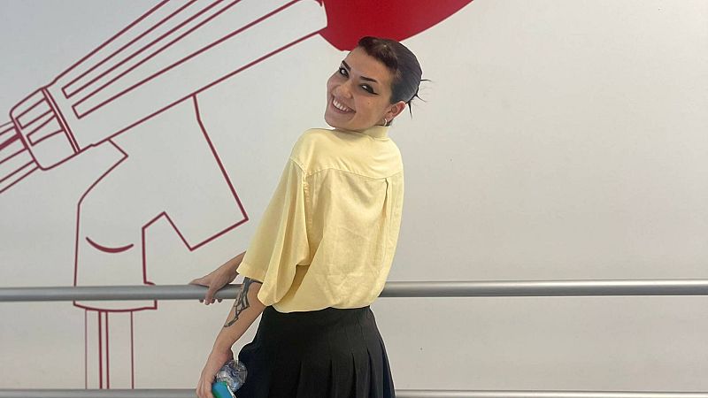 España vuelta y vuelta - Lhara, de estudiar traducción a artista 360