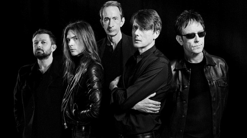 Bandeja de entrada - Suede, Death Cab For Cutie, Carlota Flanéur ...