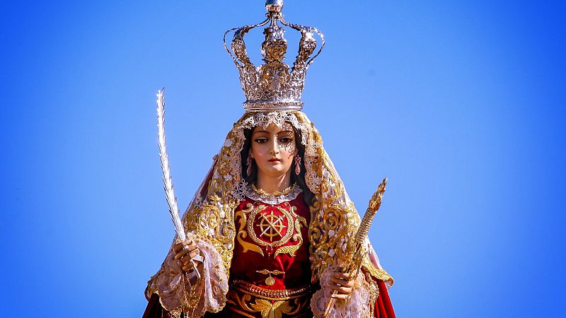 Ropas y ropajes: La vestimenta de María