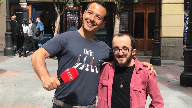 ¿Algún cómico en La sala? Felipe Mateos con Jorge García Palomo