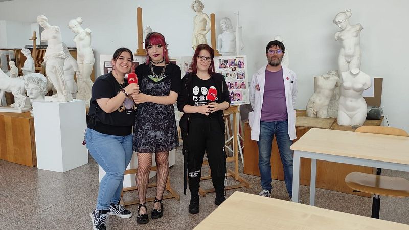 La Tronera con estudiantes de cómic