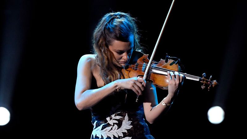 A través de un espejo: Mikuli, Vivaldi, Sullivan - RTVE.es