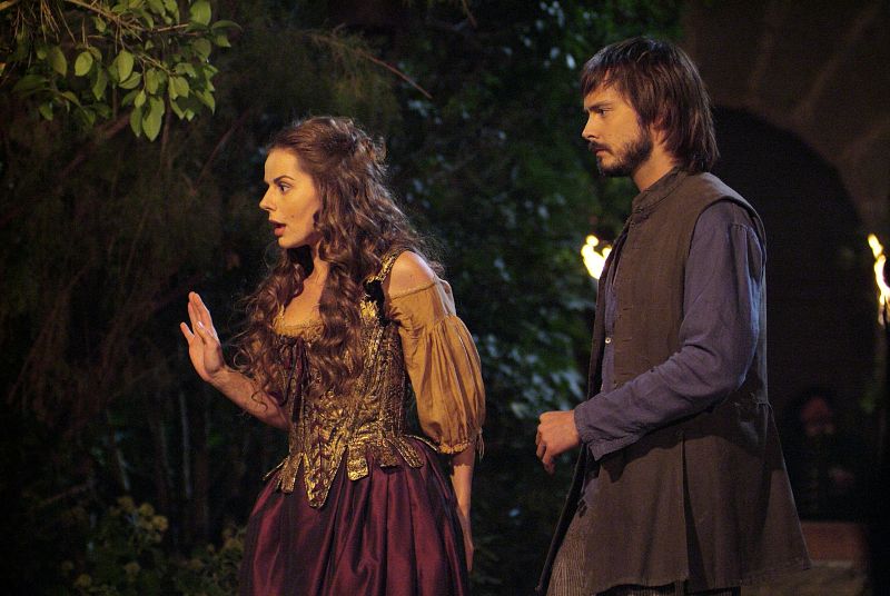 Águila Roja. Las mejores fotos de Lucrecia (Miryam Gallego) | 10