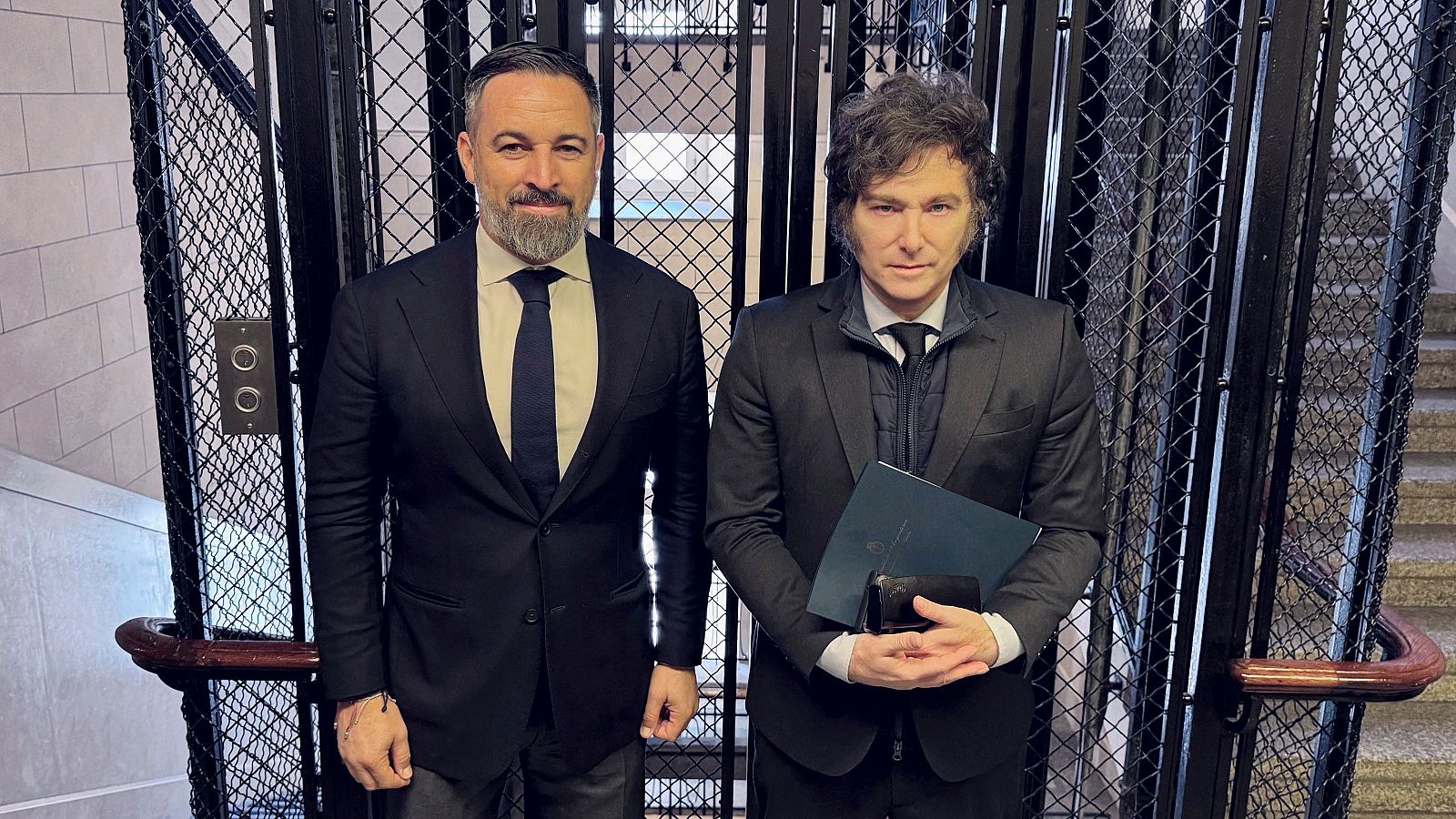 Abascal y Milei se reúnen en Argentina en un foro ultraderechista