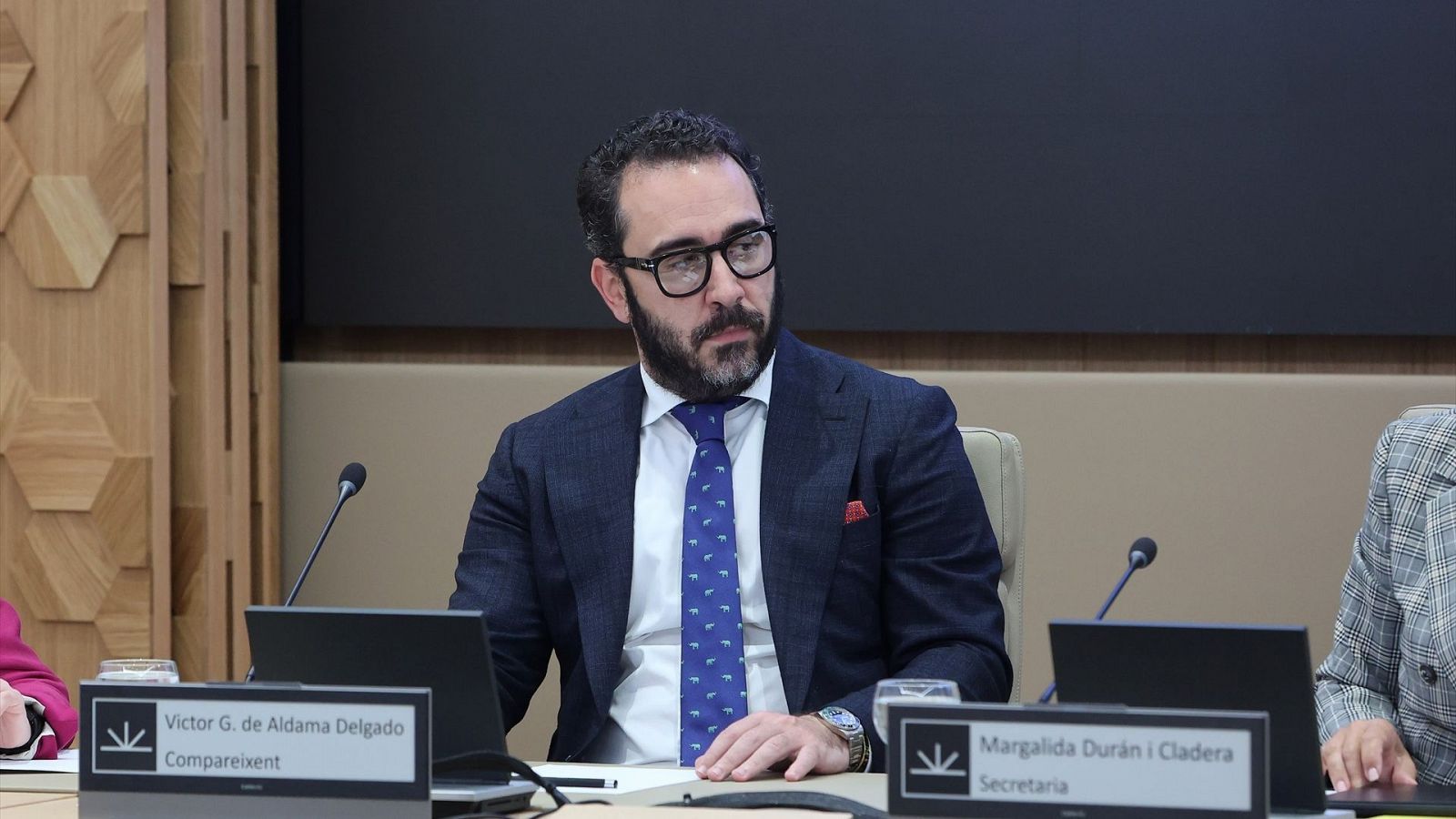 El juez Pedraz acuerda prisión provisional para Víctor de Aldama y ...