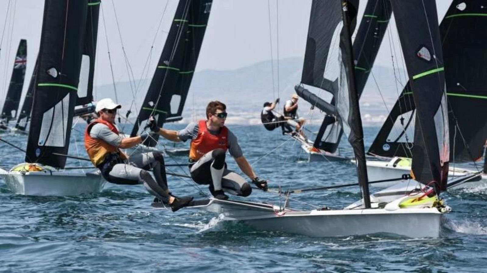 Los hermanos Wizner, campeones de Europa de 49er