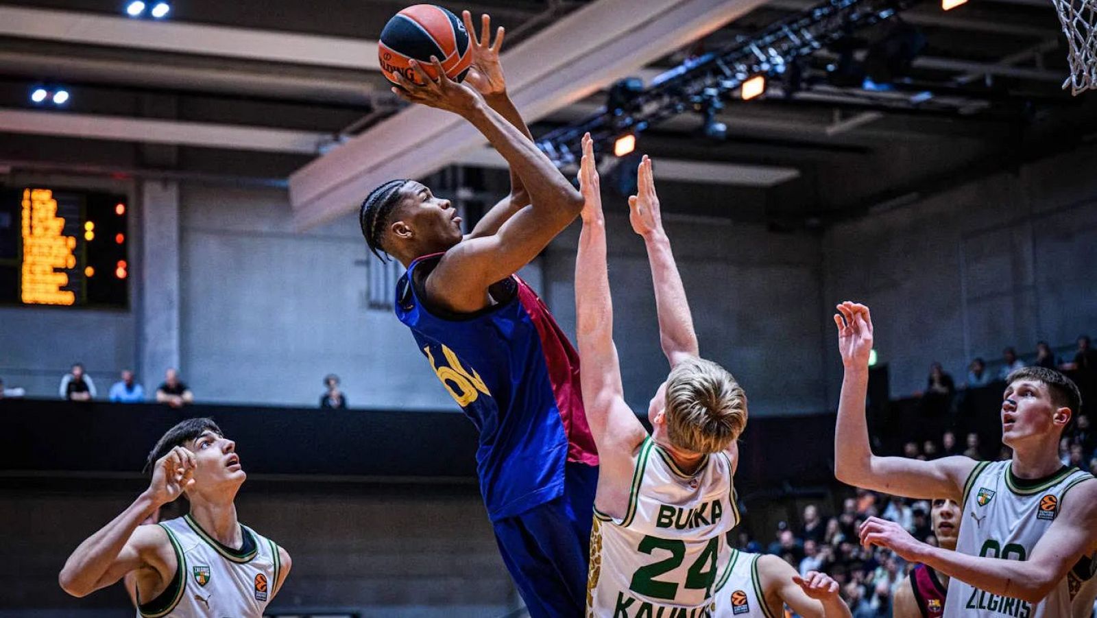 Mohamed Dabone, la perla del Barcelona de baloncesto con 13 años