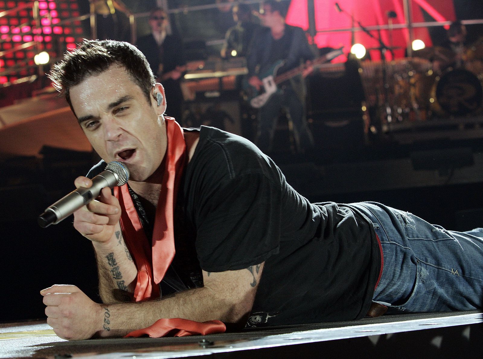 Robbie Williams quiere volver con Take That