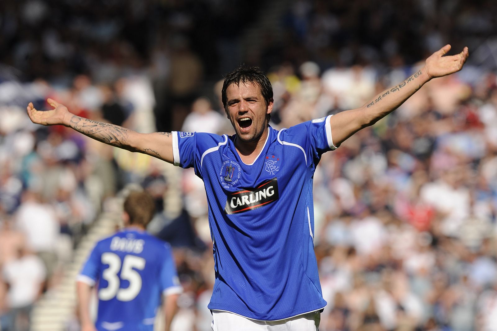 Stuttgart y Rangers buscan consuelo en Europa