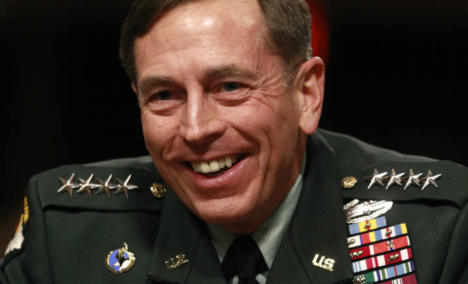 El general David Petraeus, el "héroe" de Irak | RTVE