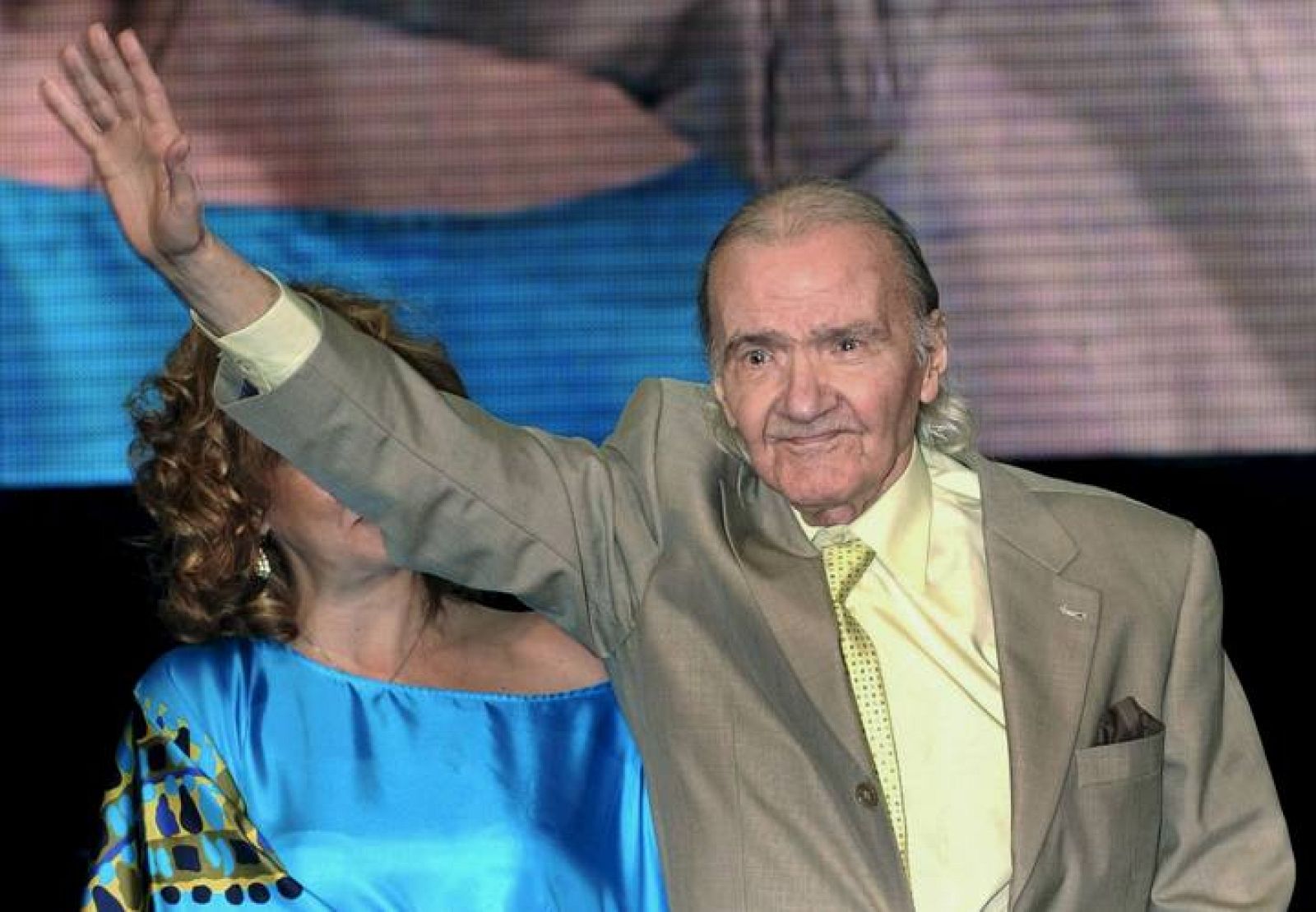 El poeta canario José María Millares Sall gana el Premio Nacional de ...