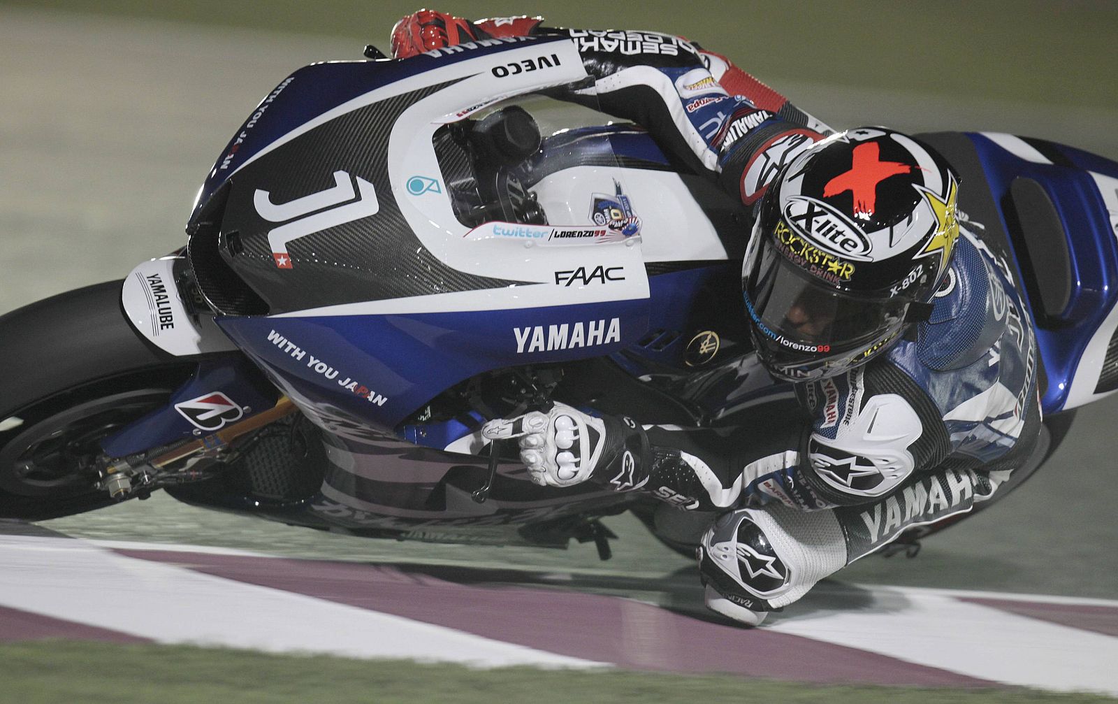 Lorenzo: "He tenido que usar la puesta a punto del aLorenzo: "He tenido ...