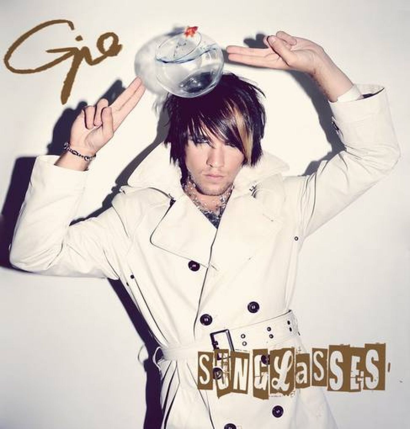 Gio publica "Sunglasses", el primer single de su nuevo álbum - RTVE.es