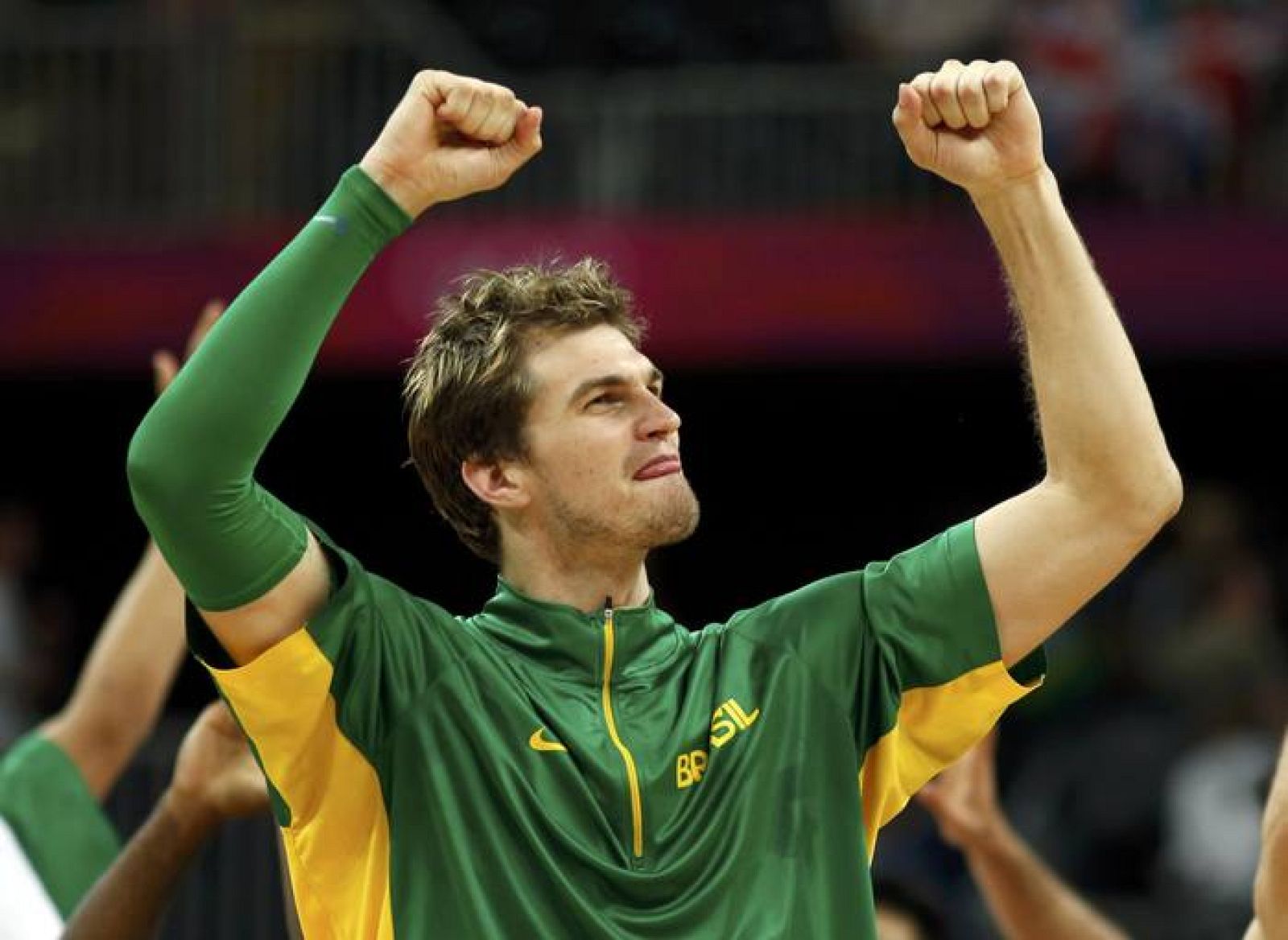 Tiago Splitter, con la vítola de campeón NBA - RTVE.es