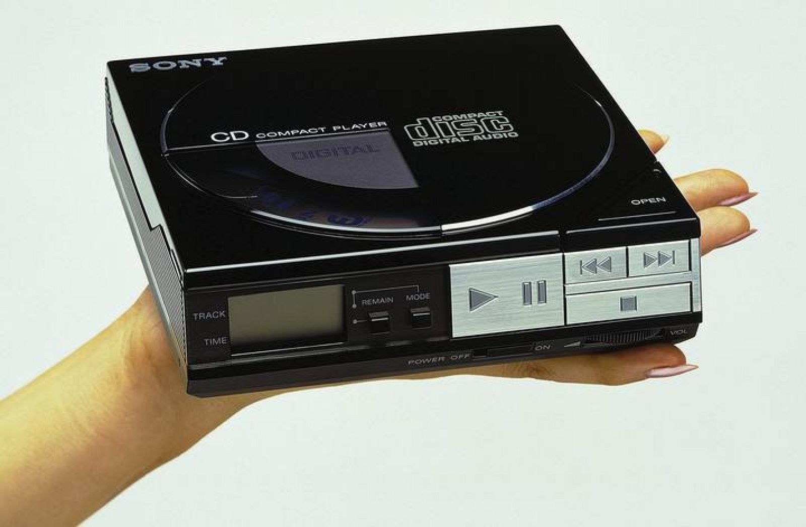 El CD, el soporte que metió el sonido digital en casa, cumple 30 años ...