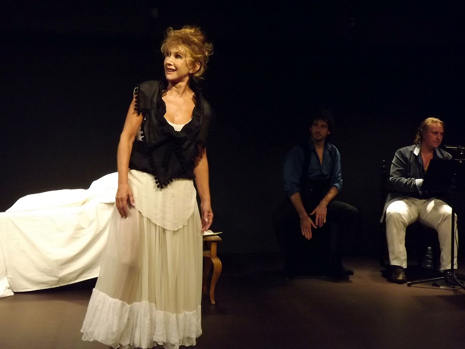 Victoria Vera: "Si hay una marca España es la marca de sus poetas"