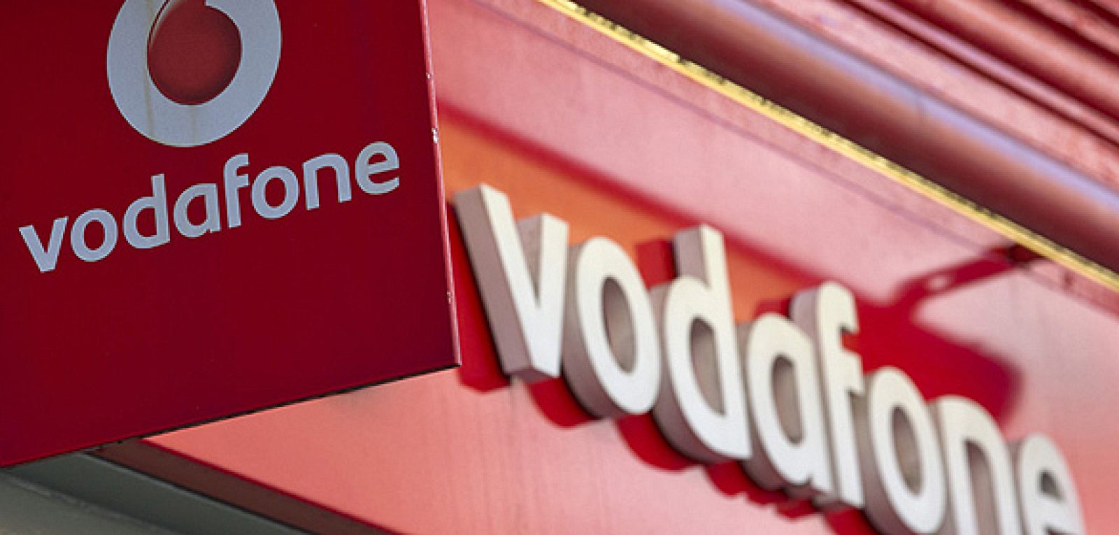 Vodafone revela que varios gobiernos espían las conversaciones de sus ...