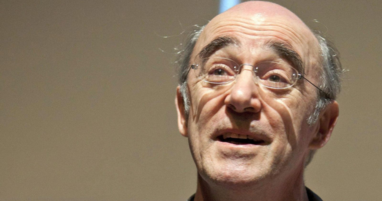 Álex Angulo vuelve a las pantallas en un homenaje de la Academia de Cine