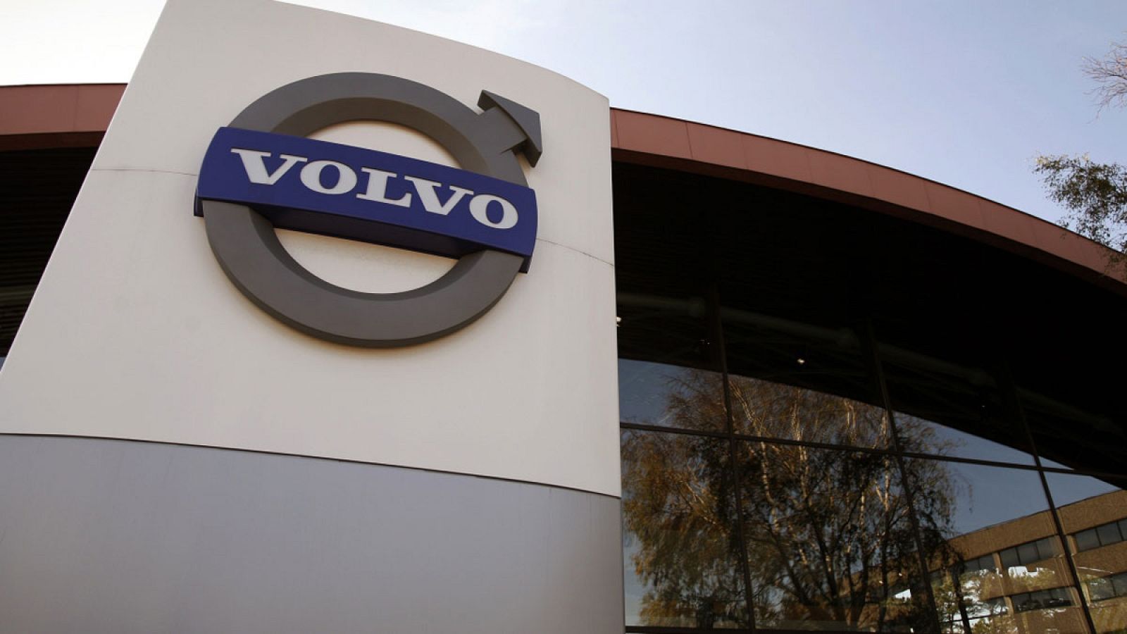 Volvo vende su negocio informático a la india HCL Technologies