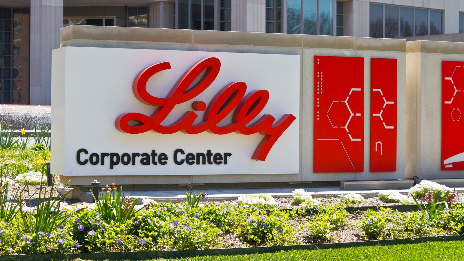 EE.UU. autoriza el fármaco de Eli Lilly contra la COVID-19