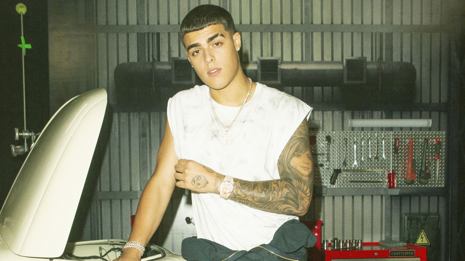 Lunay publica 'Le gusta que la vean' como avance de su álbum