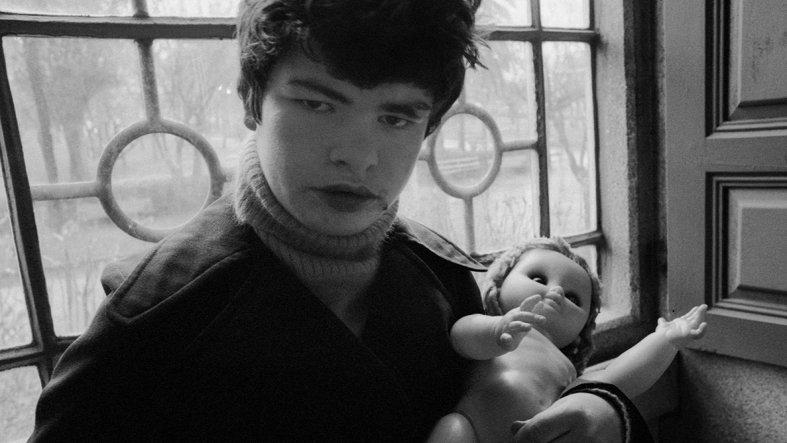 Historias De Pacientes De Manicomio