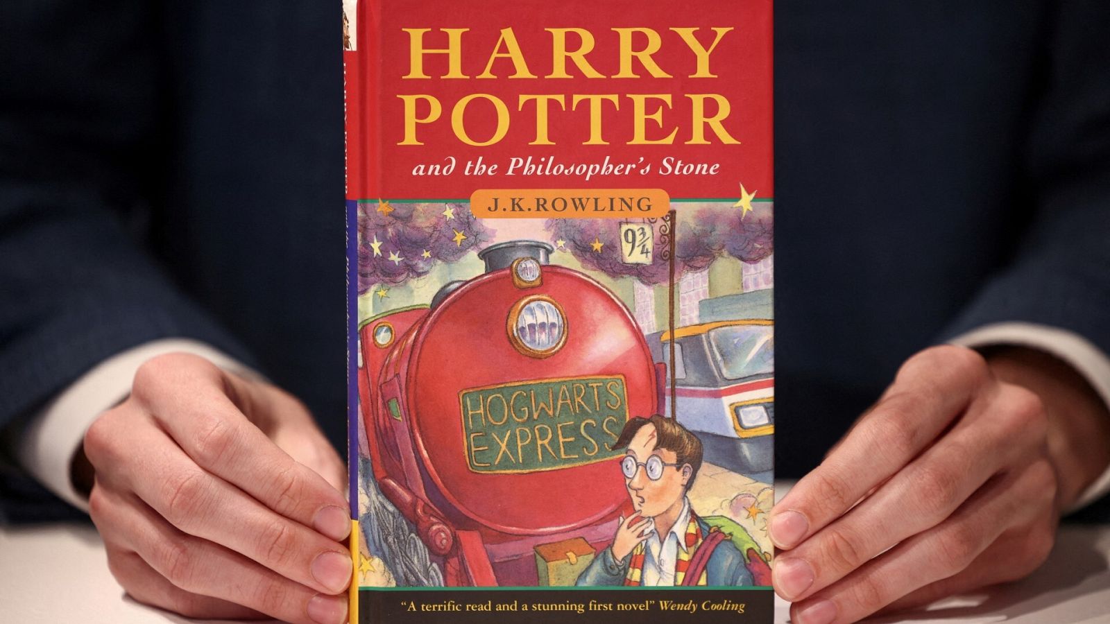 Portada Del Libro Harry Potter Y La Piedra Filosofal Por US$ 1,9