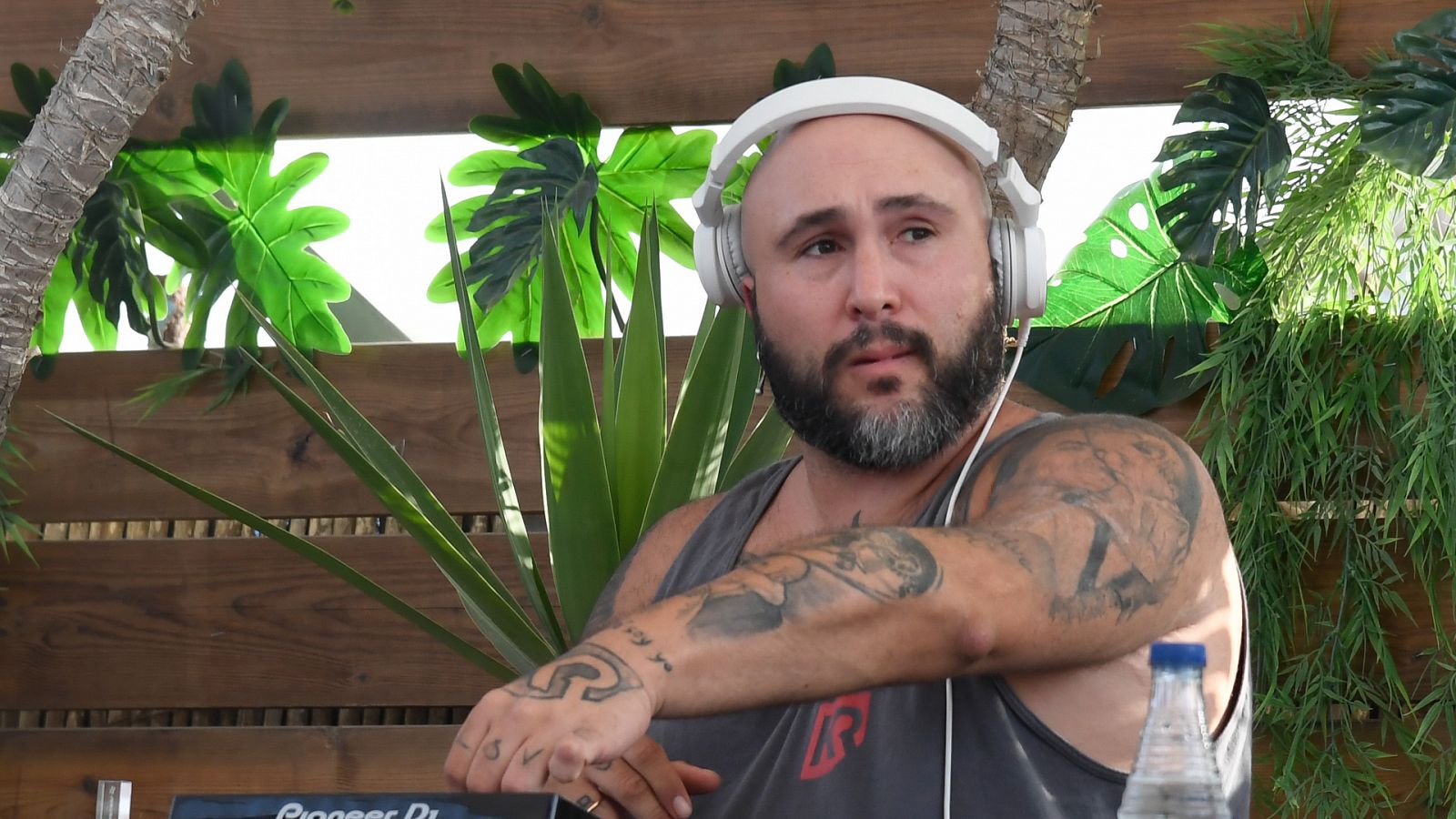 Kiko Rivera, ingresado por un ictus: los famosos se vuelcan con él