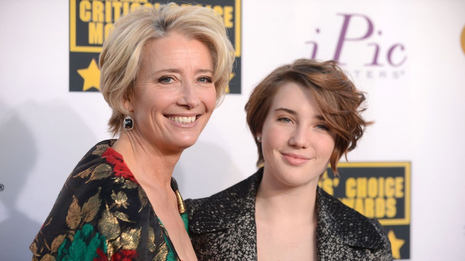 El hijo de Emma Thompson: fue niño soldado y sobrevivió a un genocidio
